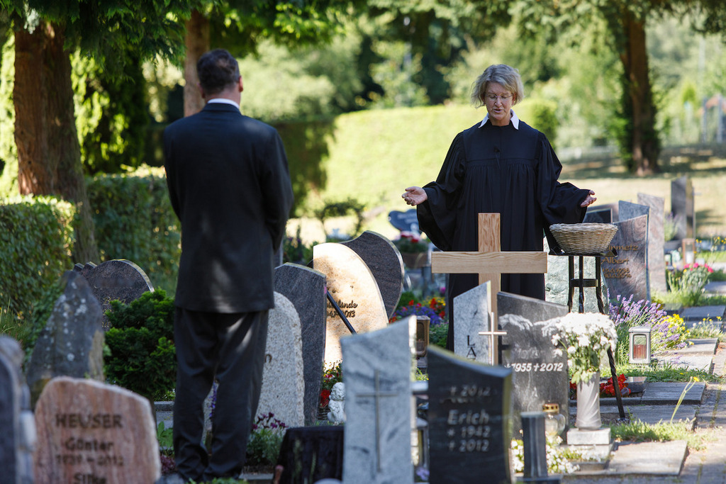 Mitgehen beim „Letzten Geleit“